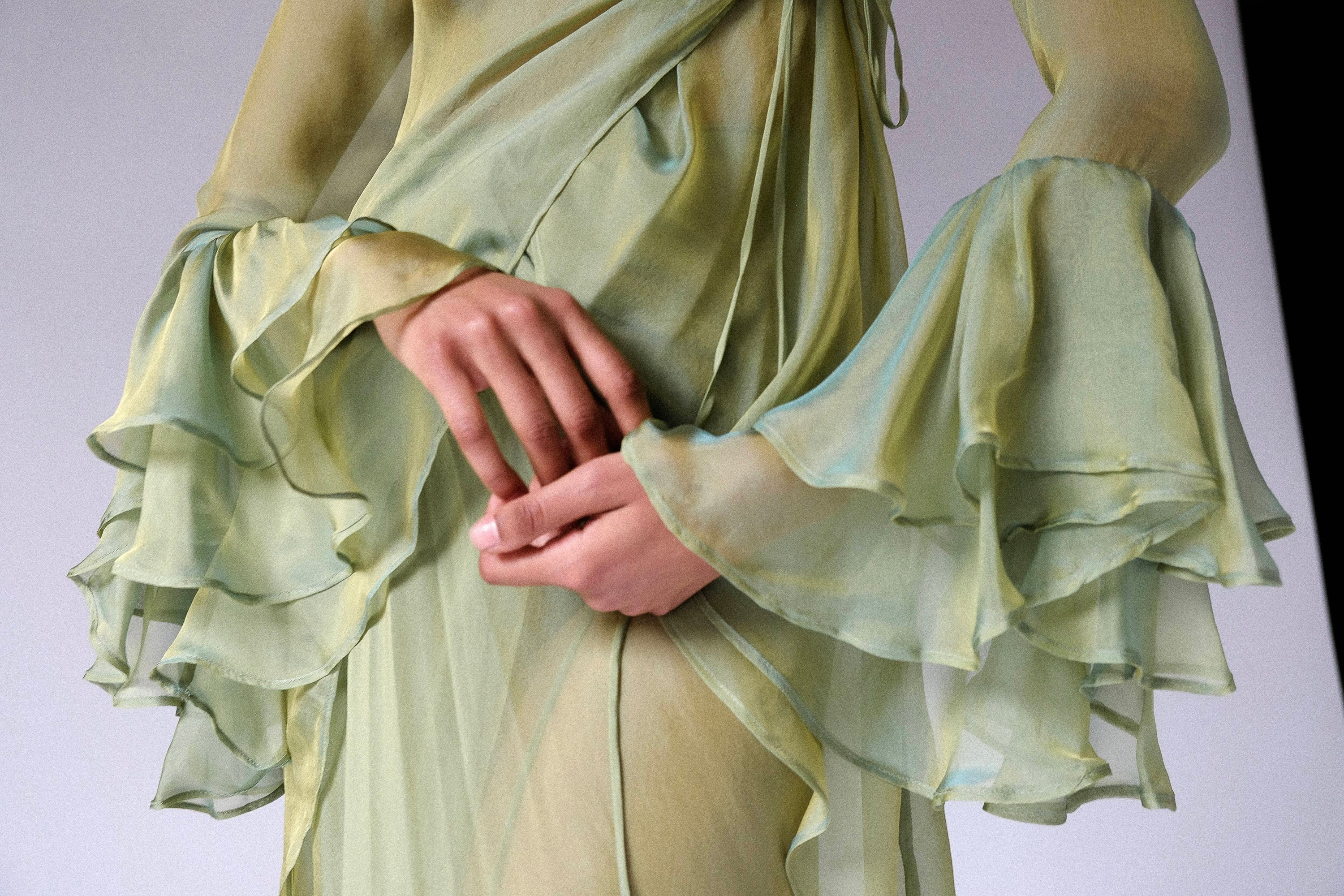 Sustainable slow fashion & hand knitted / crocheted knitwear ethically# ...